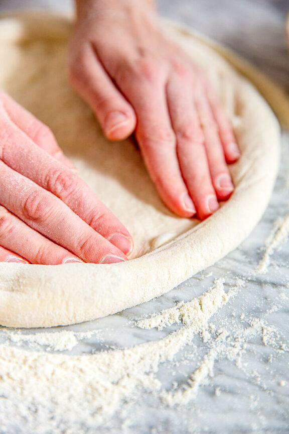 Pizza-Teiglinge formen: So gelingt es