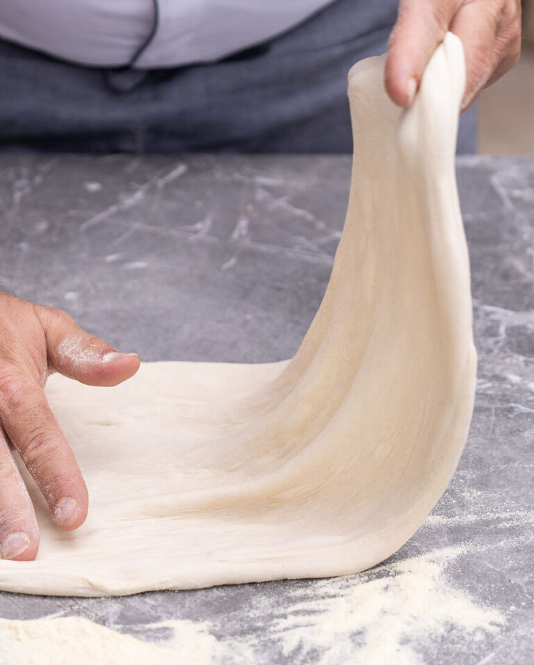 Pizza-Teiglinge formen: So gelingt es