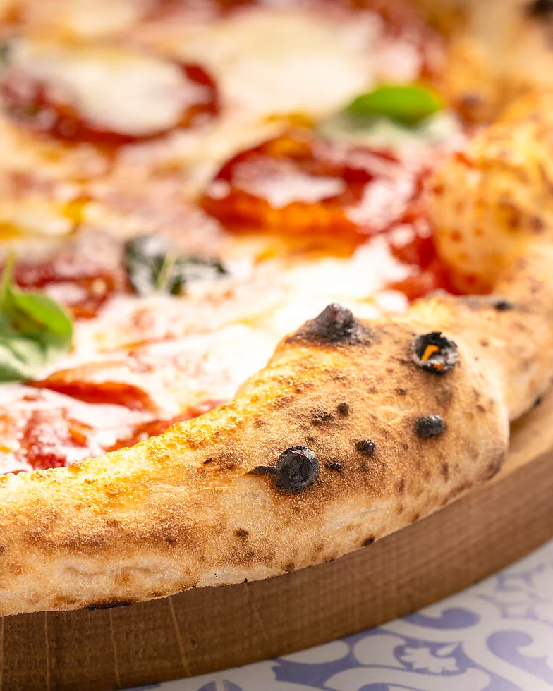 Pizza Salami – Vom Weltmeister - Gustini - italienischer Foodblog